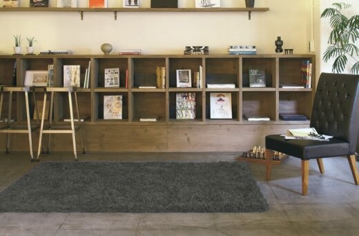 夏もサラッとした手触り！40mmのロングシャギー セミオーダー『SLUG/スラッグ』 – ラグ・カーペット通販【カーペットマート】